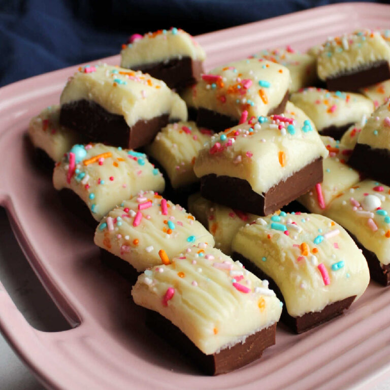 Black and White Fudge - Cooking With Carlee