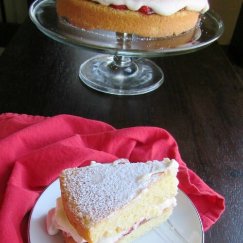 Victoria Sponge Cake - Cooking With Carlee