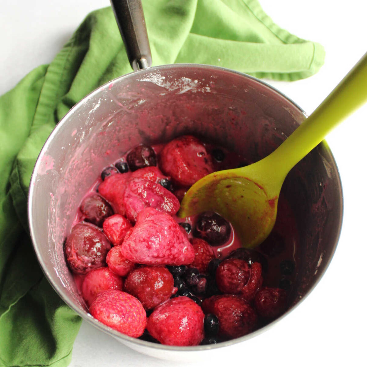 Creamy Lemon Berry Pie - Cooking With Carlee