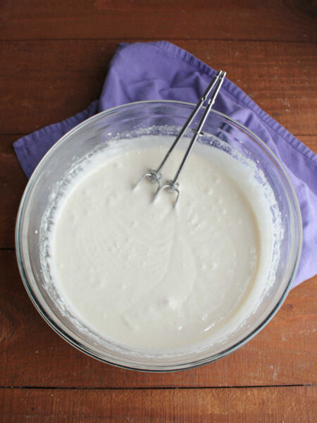 The Best White Cupcakes - Cooking With Carlee