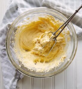 Easy Pudding Cake Filling - Cooking With Carlee