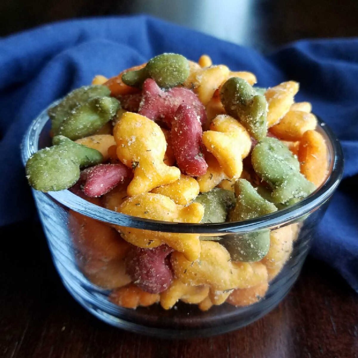 Ranch Swamp Fish Crackers - Cooking With Carlee