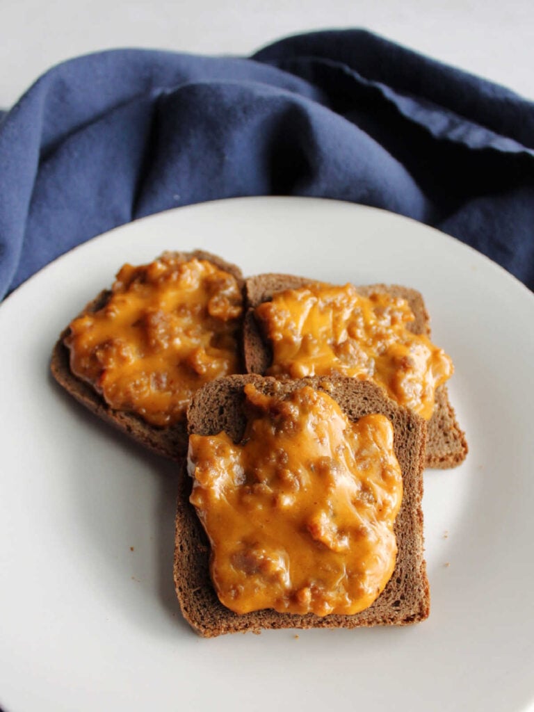 Party Ryes - Mini Rye Bread Pizzas - Cooking With Carlee