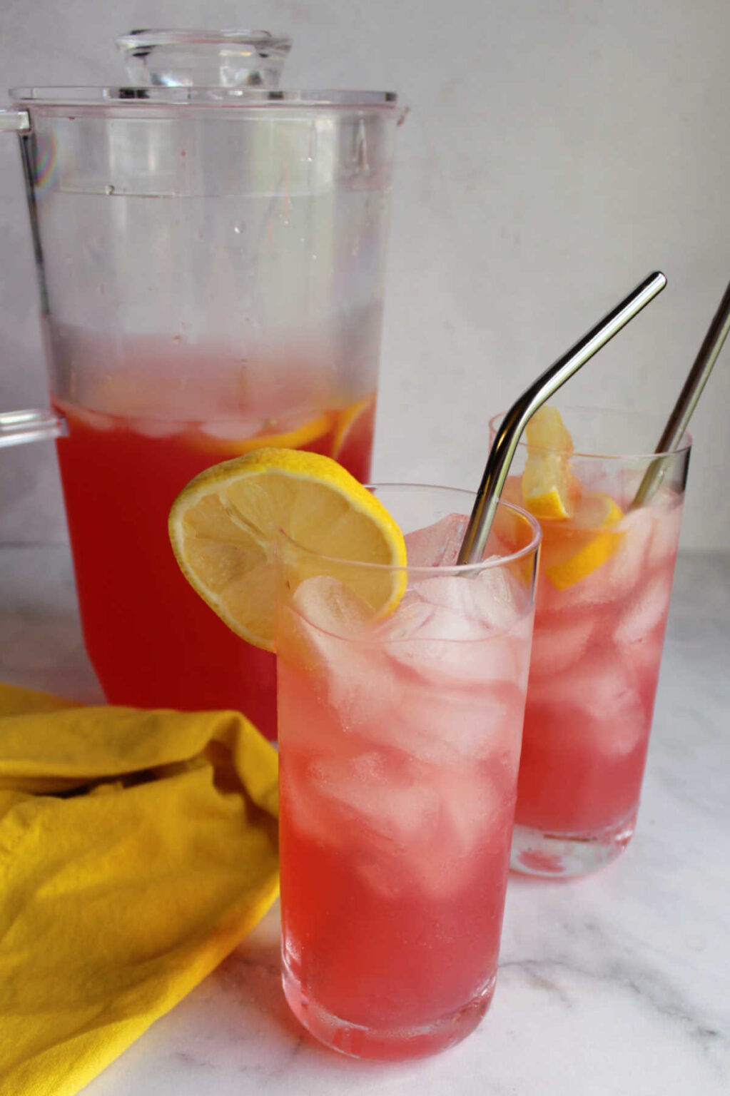 How to Make Pink Lemonade - Cooking With Carlee