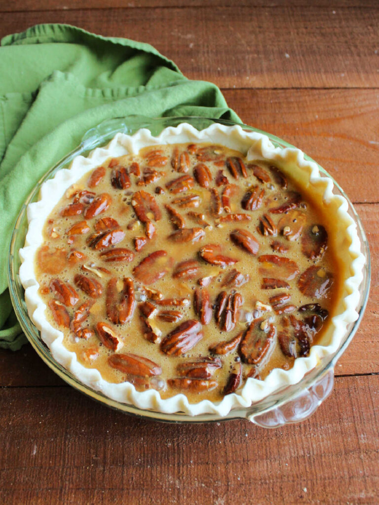 Caramel Pecan Pie - Cooking With Carlee