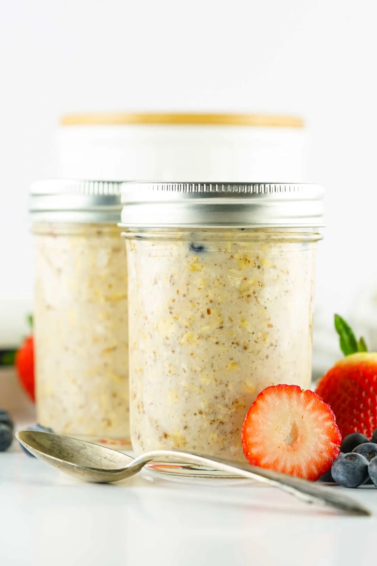 Creamy Overnight Oats - Cooking With Carlee