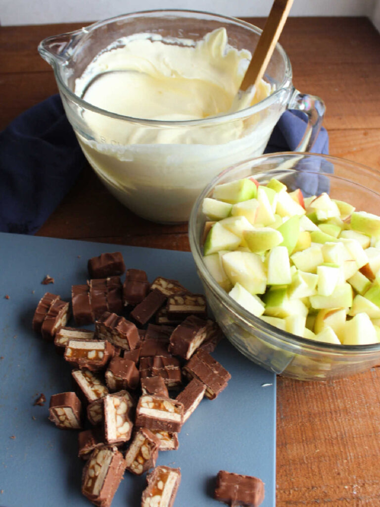 Apple Snickers Salad - Cooking With Carlee