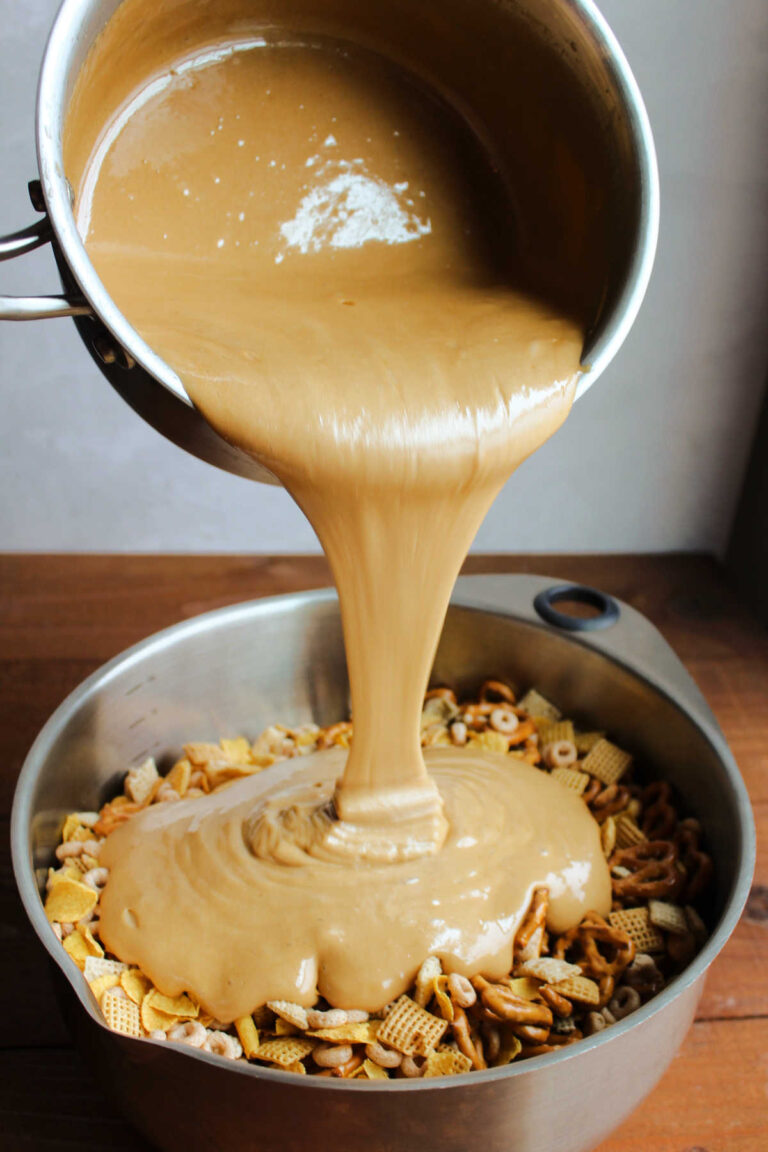 Crunchy Caramel Chex Mix - Cooking With Carlee