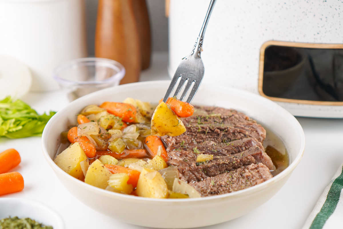 Crockpot Pot Roast - Cooking With Carlee